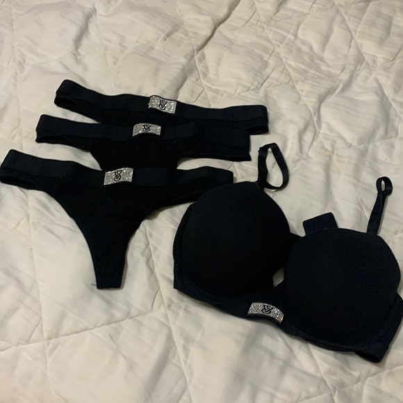 Victoria's Secret | Intimates & Sleepwear | Victorias Secret Bra Thong ...